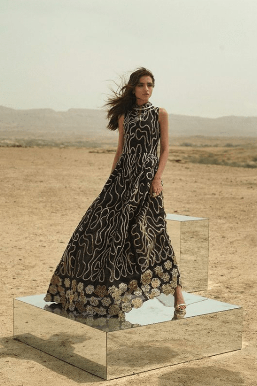 TAZEEN LX – Tazeen Hasan